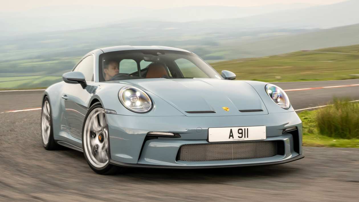 Porsche 911 S/T 2024 review – the 992 in its purest, most involving form | evo